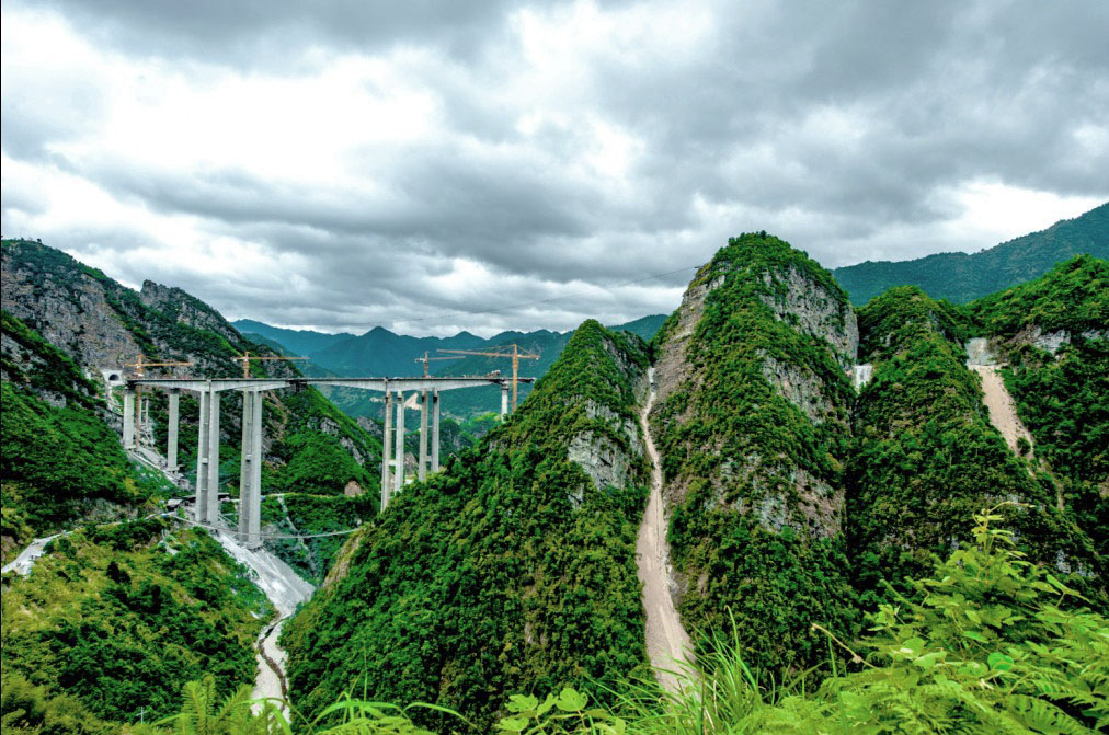 File:MiView.jpg - HighestBridges.com