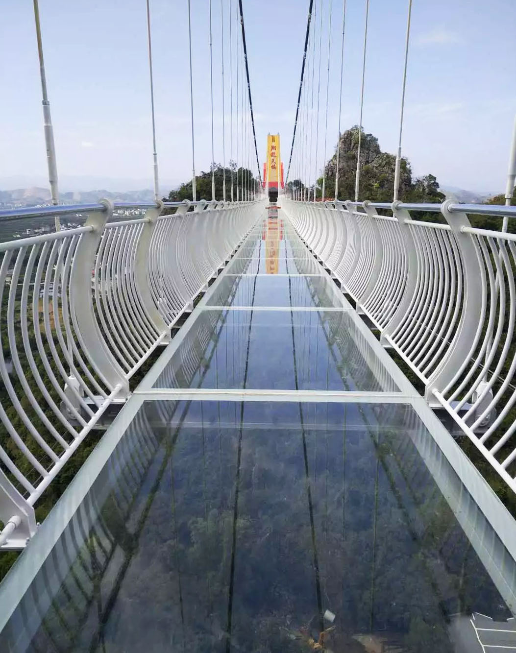 Xianglong Glass Footbridge - HighestBridges.com